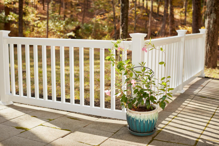 Introducing MoistureShield Solid Core and Compass Railing ...